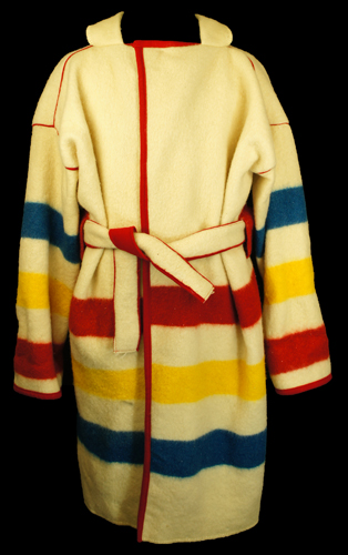 Gently Used - Capote - SIZE XL